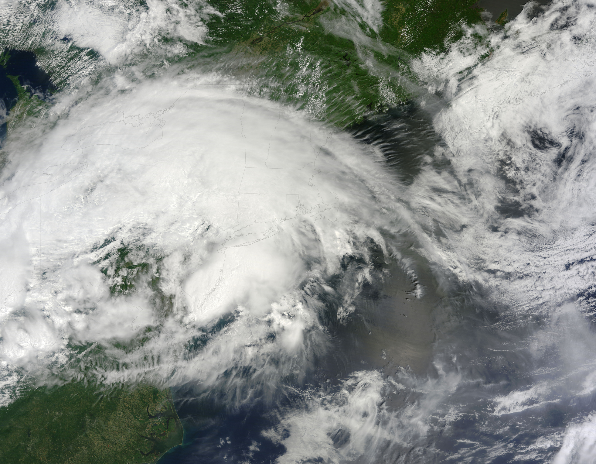 A destructive derecho tears through the Midwest; AccuWeather provides ...